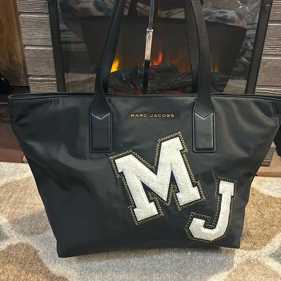 Marc Jacobs | Bags | Marc Jacobs Womens Wingman Mj Black Varsity Tote ...